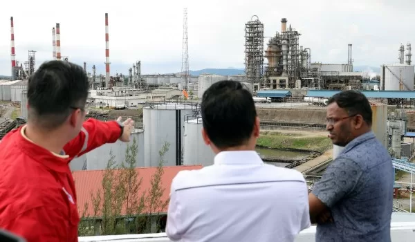 Pelepasan Asap Hitam di Port Dickson: Sebab dan Langkah-langkah ...
